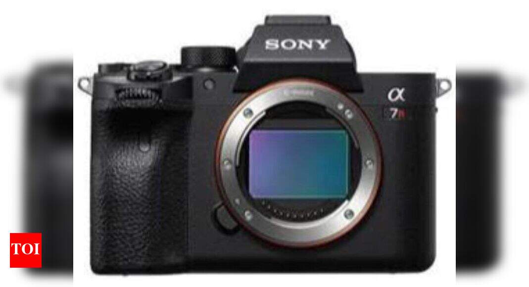 Sony Alpha 7R: Sony launches Alpha 7R IV camera with world’s first 61 ...