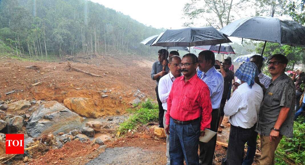 Central team visits flood, landslide-hit areas in Wayanad | Kozhikode ...