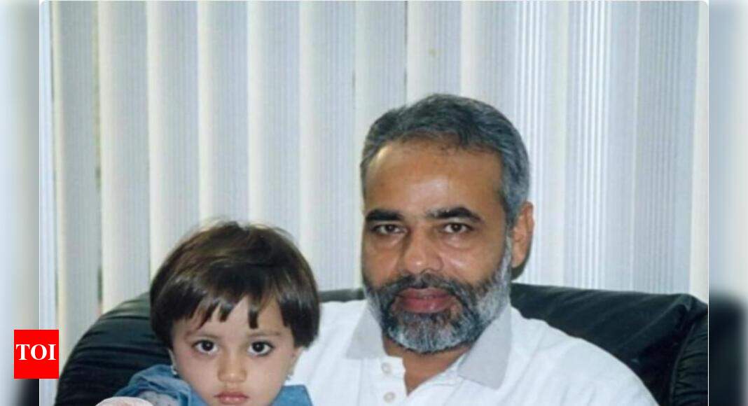 Reviving memories: On PM Narendra Modi's request, friends share his old ...