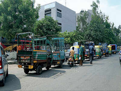 Ahmedabad RTO will work on Sunday, but not for appointments | Ahmedabad ...