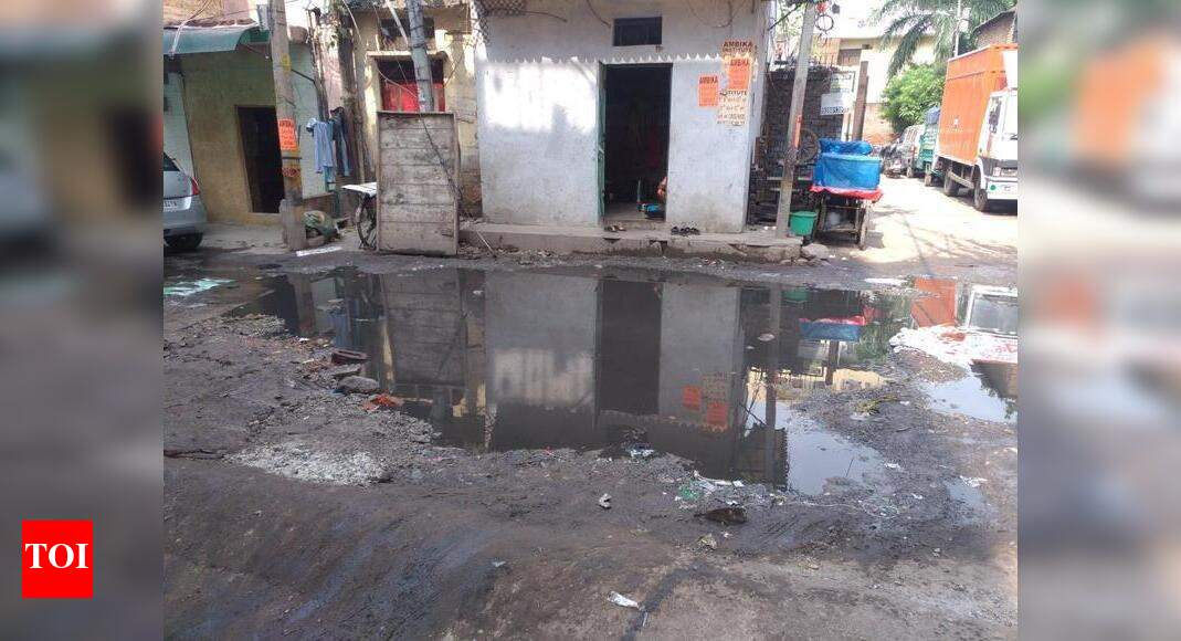 Overflowing sewers - Times of India