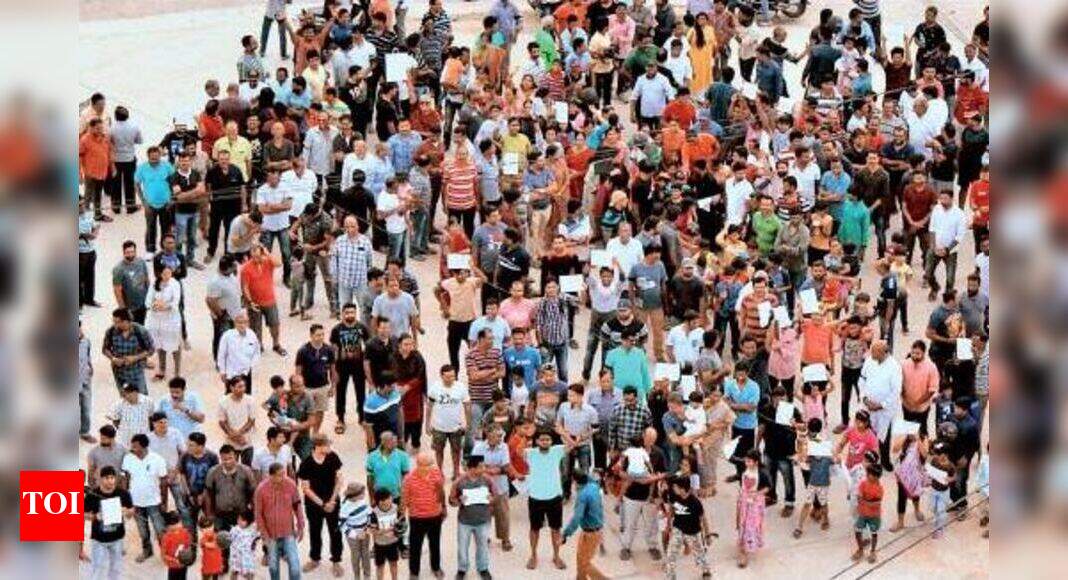 In parched Alkapur, human chain for safe drinking water | Hyderabad ...