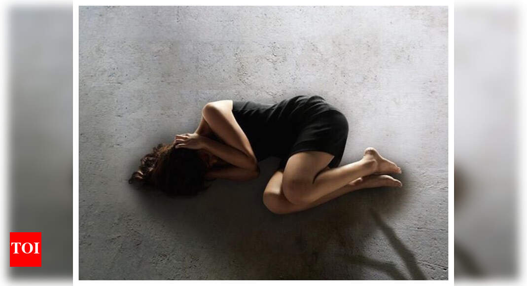 ‘Ghost’ trailer: Vikram Bhatt’s spine-chilling horror flick starring ...