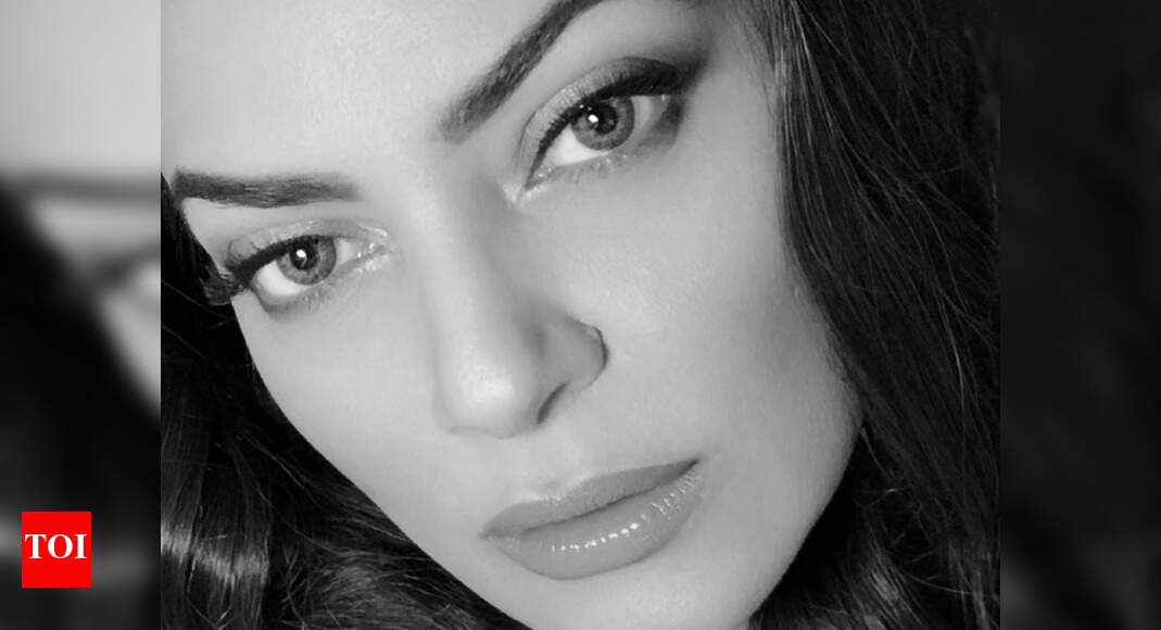 Photo: Sushmita Sen looks flawless in a monochrome picture; says life ...