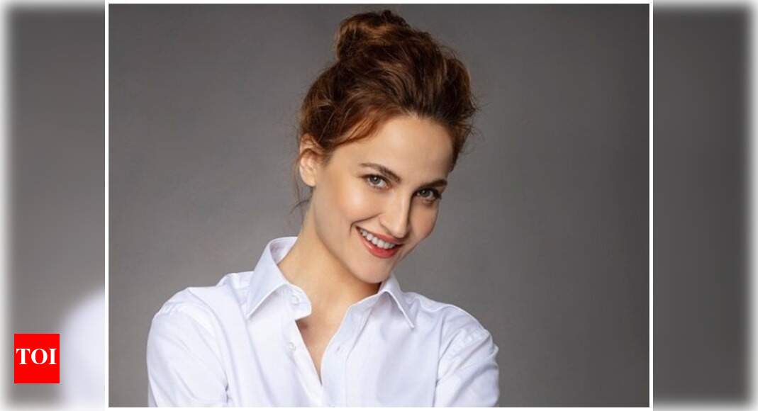 This is what made Elli AvrRam change her mind about getting married ...