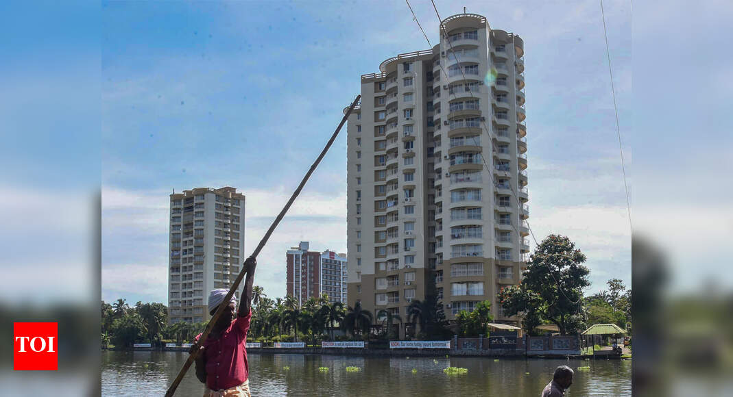 Kochi: Maradu Municipality to start eviction of residents from Sunday ...