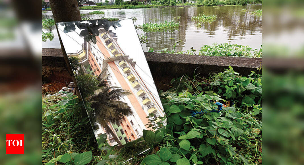 Maradu municipality to start eviction on Sunday | Kochi News - Times of ...