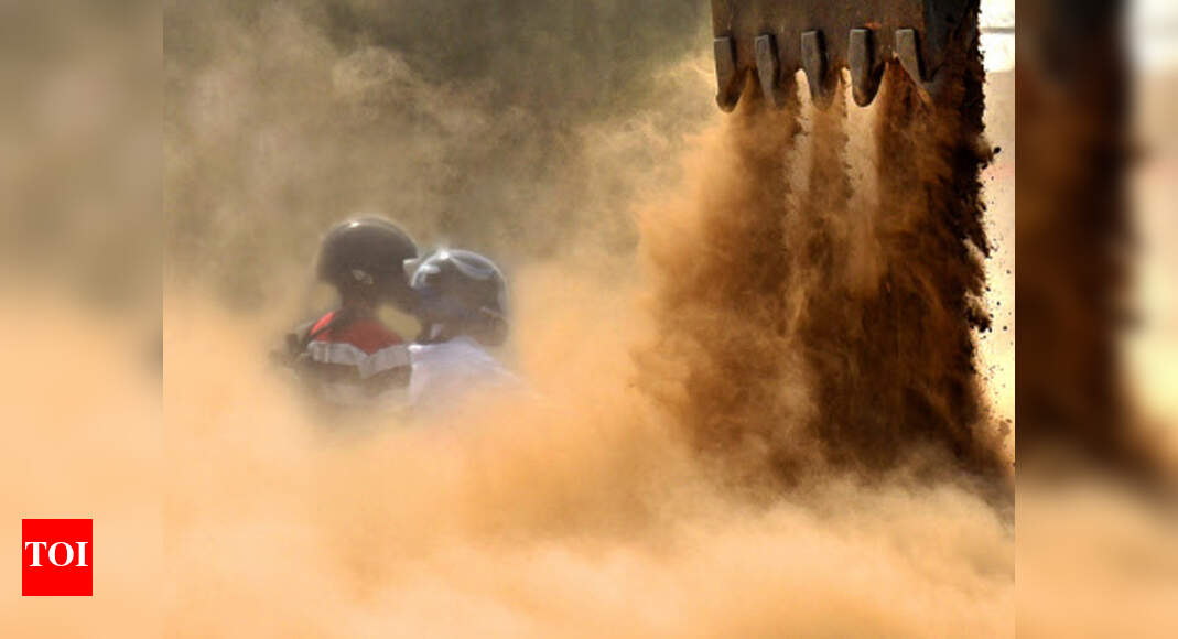 Delhi: Here’s how impact of dust can be halved | Delhi News - Times of ...
