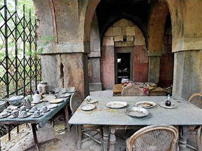 Delhi: Malcha Mahal may soon be restored to its former glory | Delhi ...