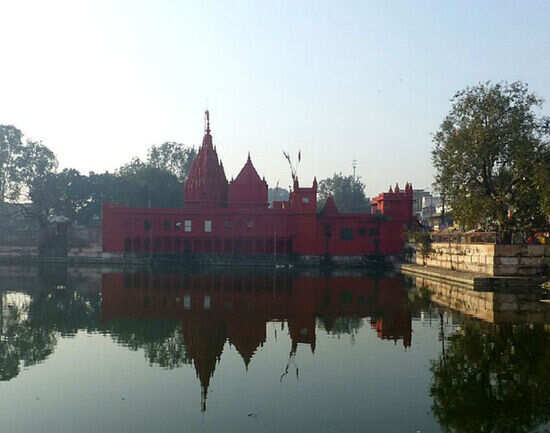 Durga Mandir, Varanasi | TimesTravel