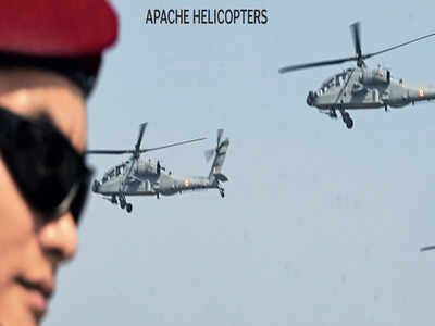 IAF showcases the troika: Chinook, Apache, Tejas | Ghaziabad News ...