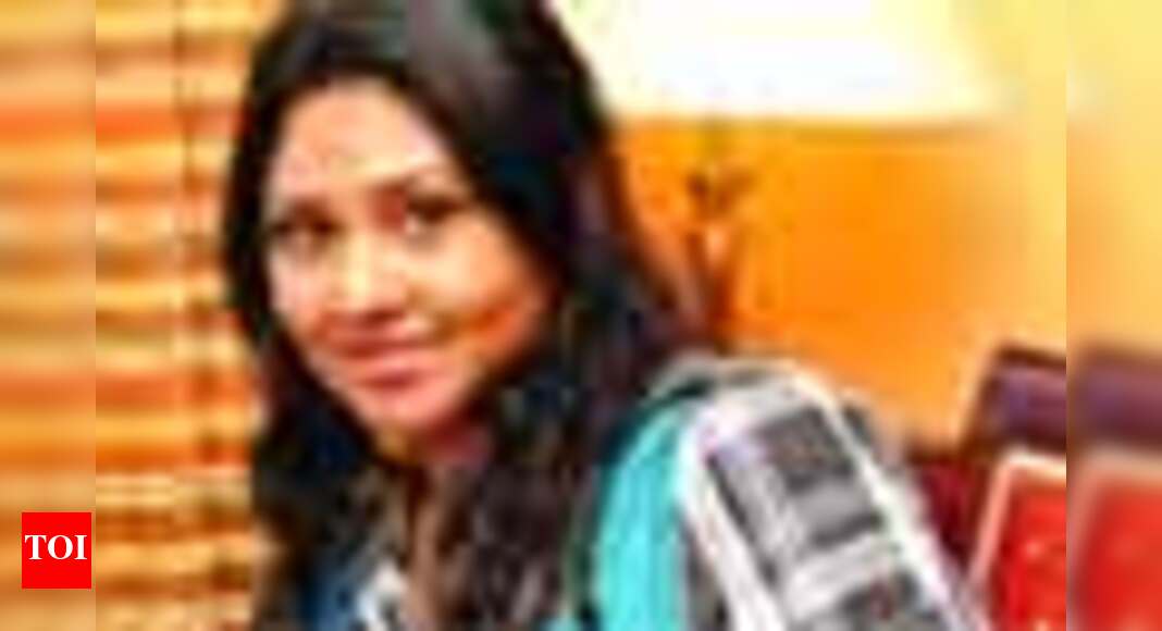 Geetha's back with a bang | Tamil Movie News - Times of India