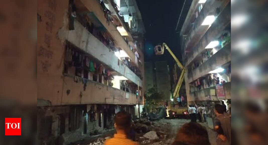 Mumbai: Four-year-old killed after slab of Virar building collapses ...