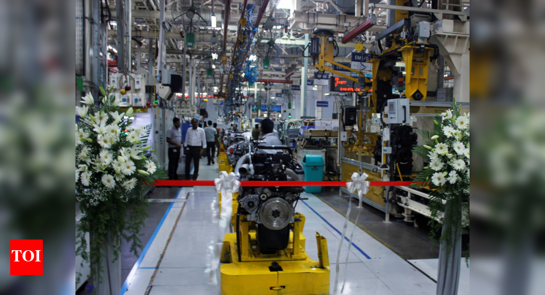 Daimler rolls out BS VI heavy-duty powertrain - Times of India