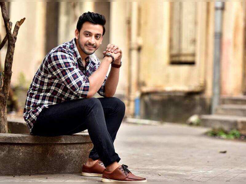 Bonny happy to work with his father for the first time | Bengali Movie ...