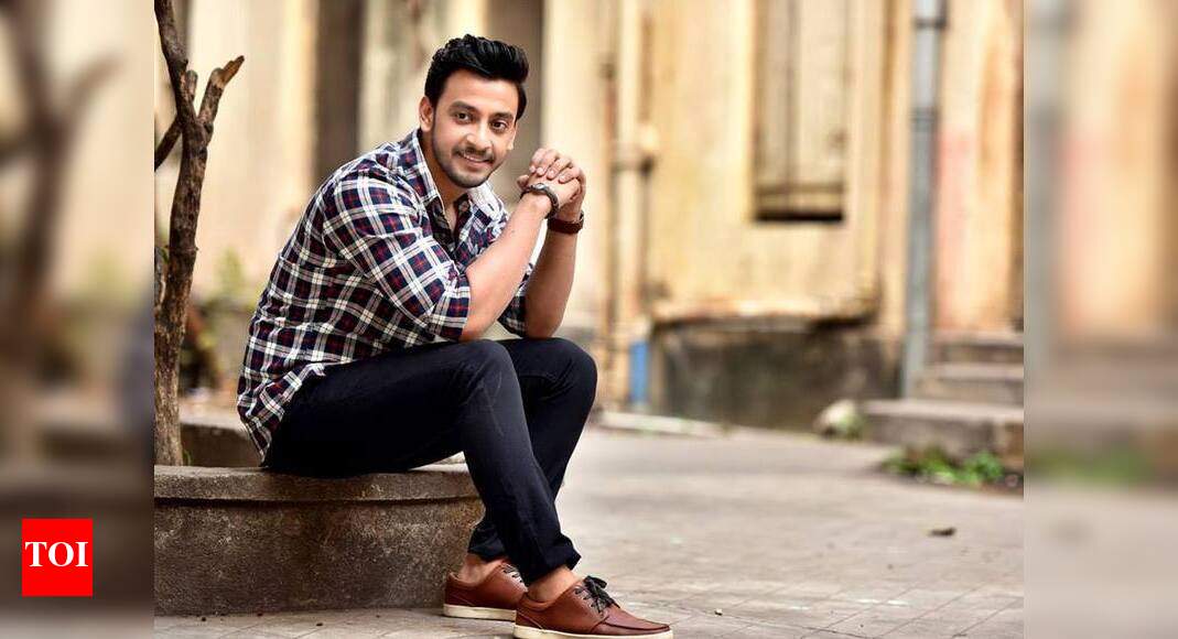 Bonny happy to work with his father for the first time | Bengali Movie ...