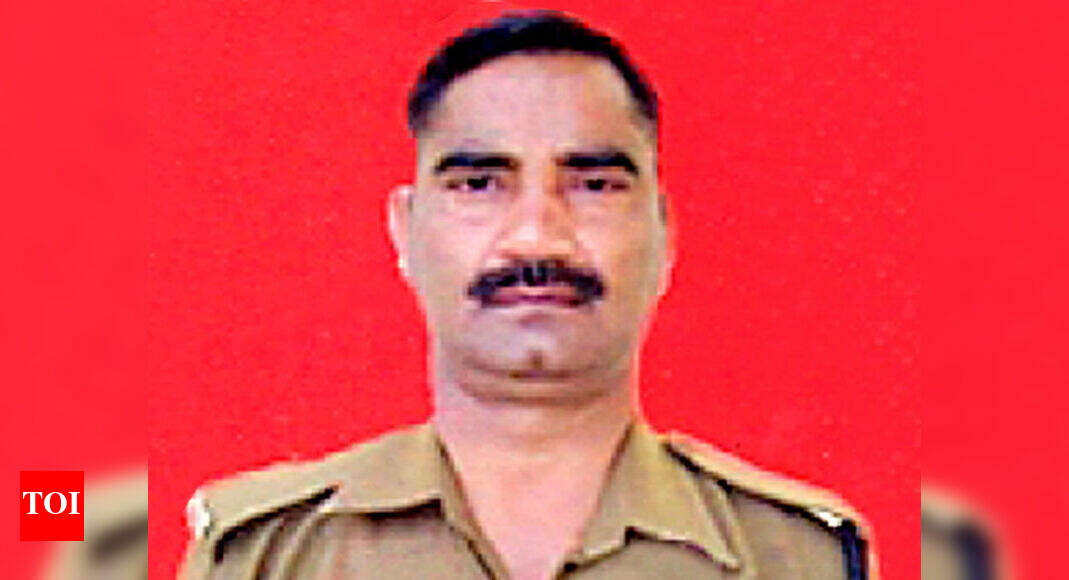 Bangla Guards try to gherao BSF troops at flag meet, kill 1 | India ...