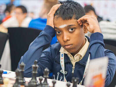 Praggnanandhaa wins round four, in a three-way lead | Chess News ...