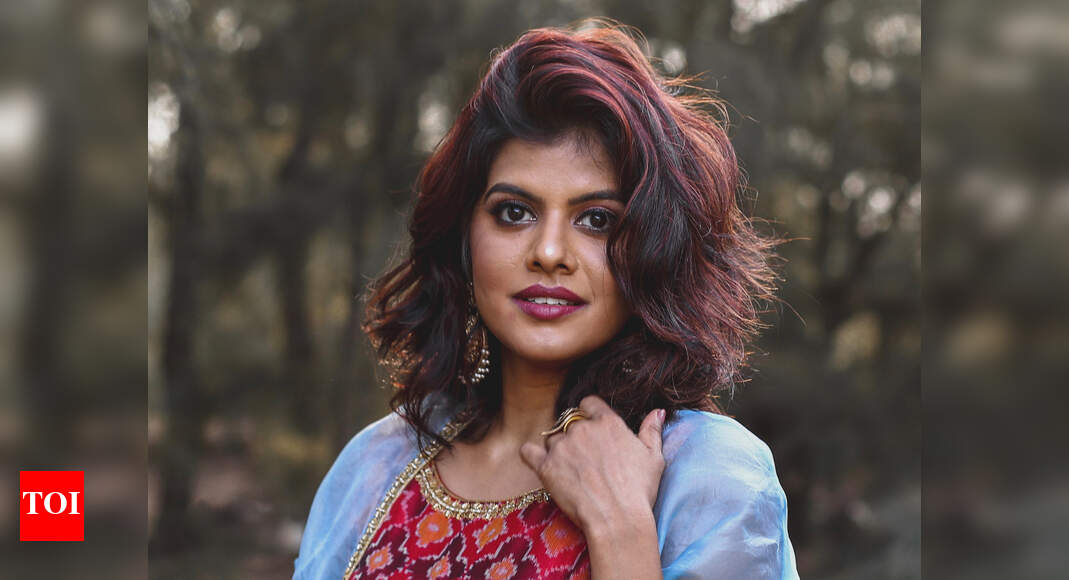 Acting was never part of my plan, says singer Swagatha | Tamil Movie ...