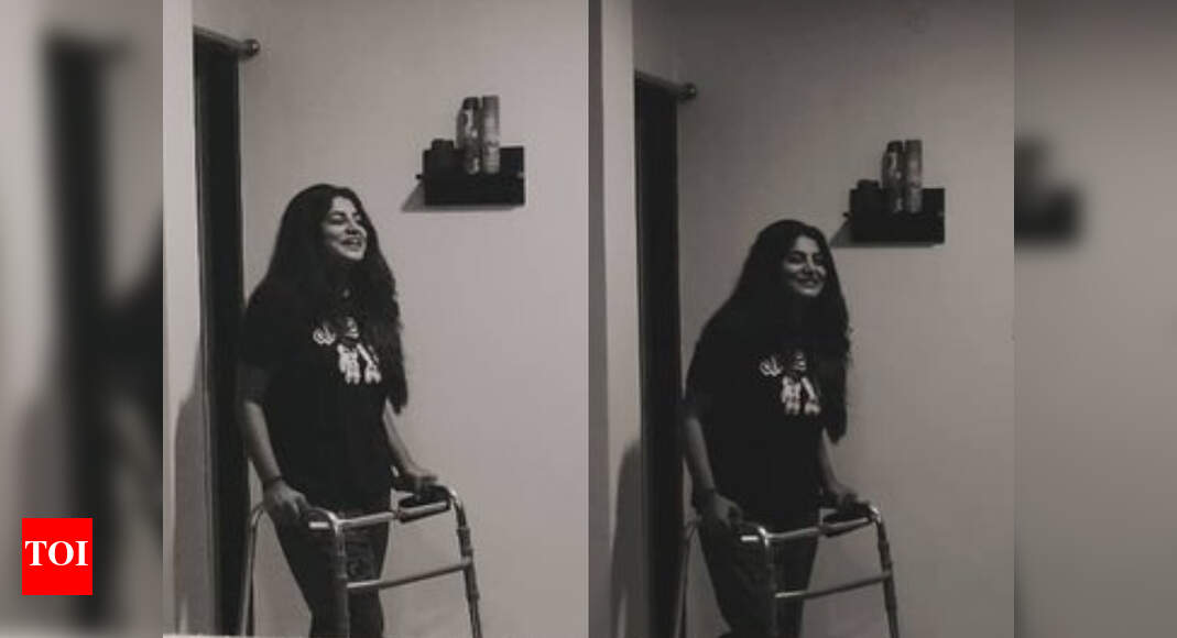 Manjima Mohan recovering after leg surgery | Tamil Movie News - Times ...