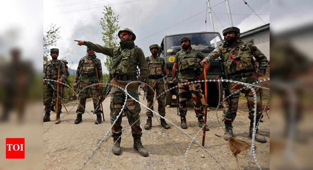 Indian Army attacks Pakistan: Indian Army pounds terror camps ...