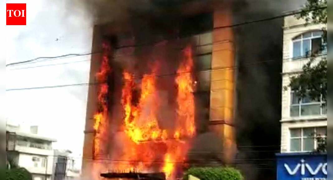 Massive fire engulfs hotel Golden Gate in Indore, several rescued