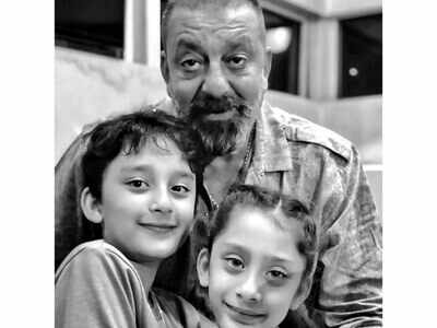 Sanjay Dutt wishes his kids Shahraan and Iqra Dutt on their birthday ...