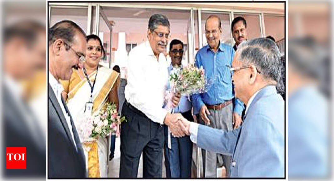 National consumer forum sitting begins | Kochi News - Times of India