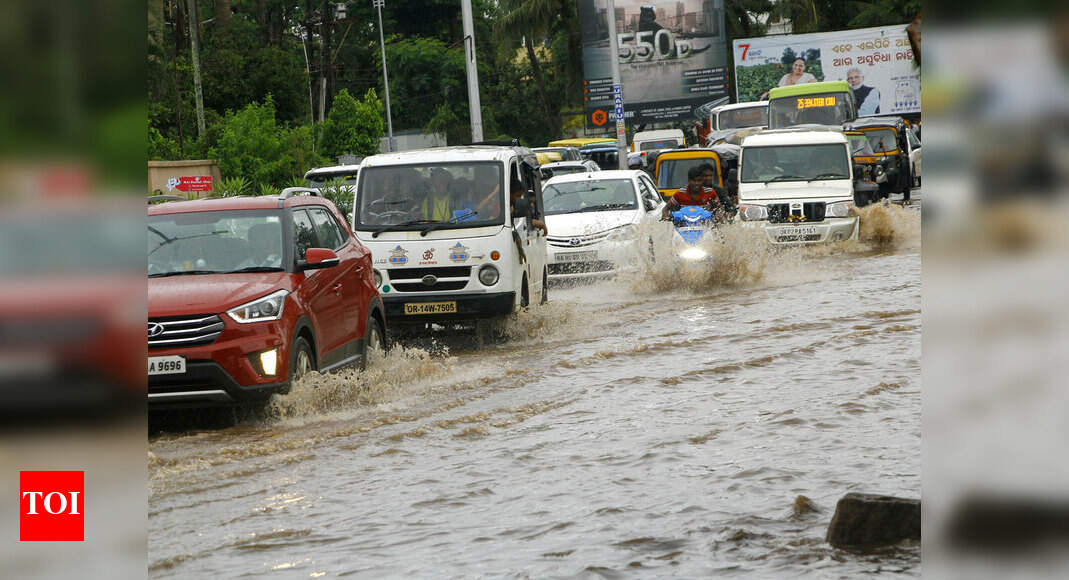 Heavy rain lashes Odisha, more downpour forecast for next 3 days ...