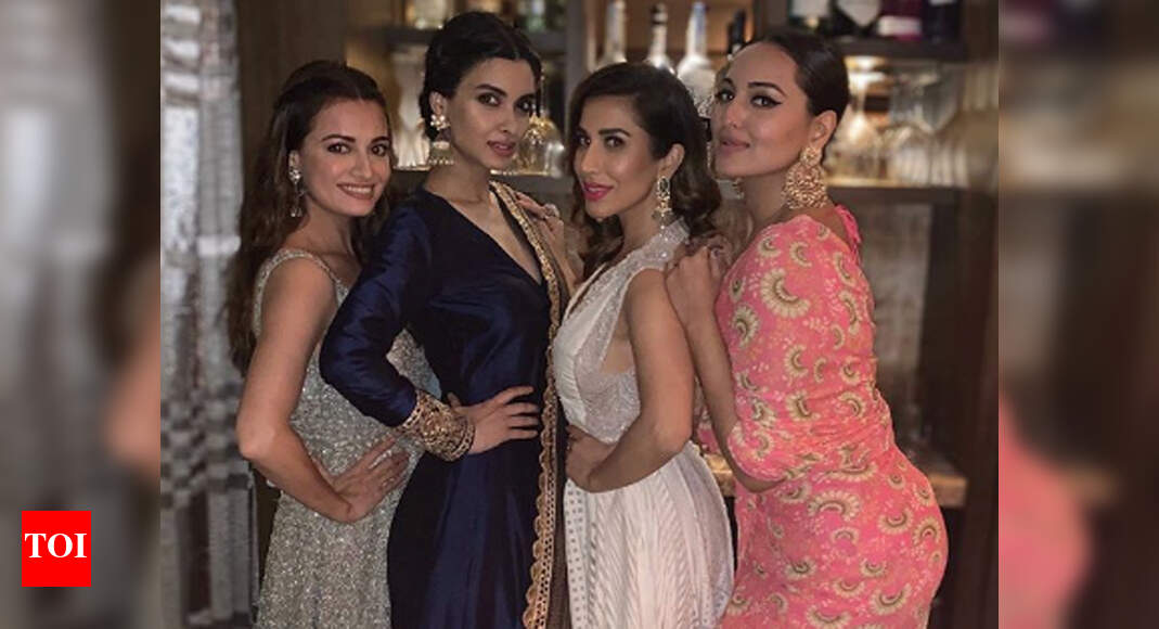 Too much prettiness in one frame! Sonakshi Sinha, Diana Penty, Dia ...