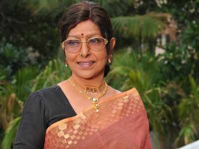 Yesteryear actress Sharada visits Badai Bungalow - Times of India