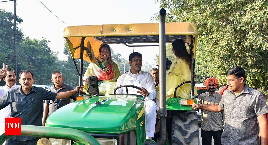 Dushyant Chautala: Kingmaker, possible heir to Devi Lal's legacy ...
