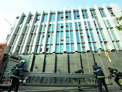 Vadodara: Two workers succumb to burn injuries | Vadodara News - Times ...