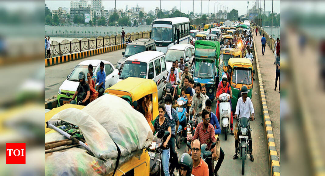 Subhash Bridge to be closed for 20 days | Ahmedabad News - Times of India