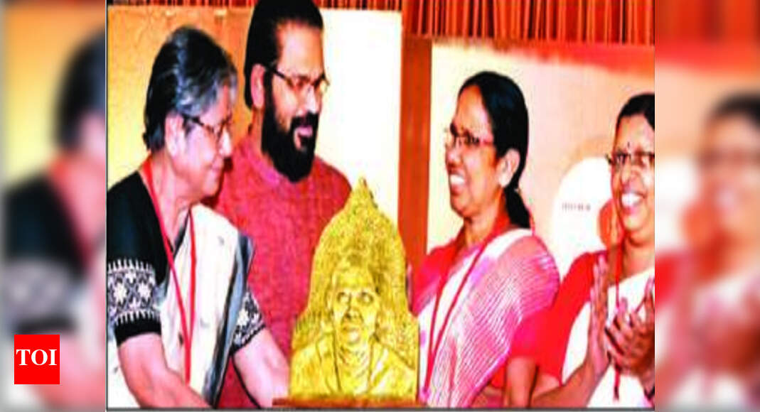 Three-day AIDWA state conference concludes | Kozhikode News - Times of ...