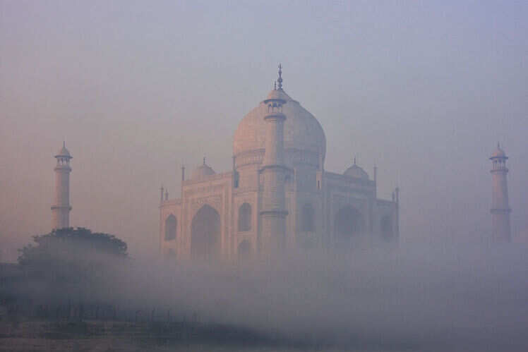 5 pictorial truths about expectations and reality of travelling in ...