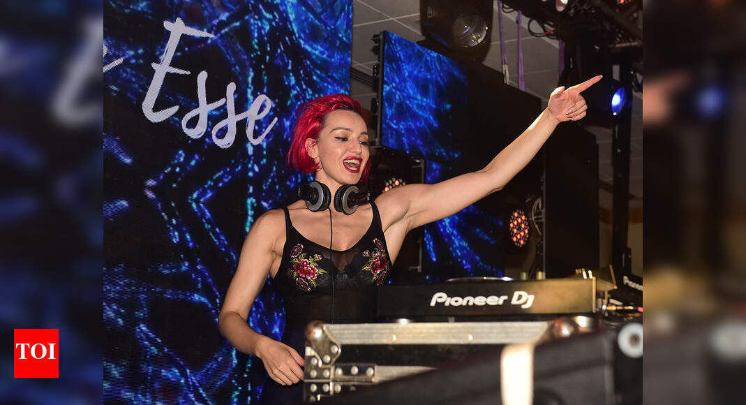 Olly Esse’s music powers this party | Events Movie News - Times of India