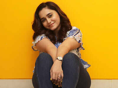 Priya Saraiya: Working with a singer like Arijit was amazing | Hindi ...