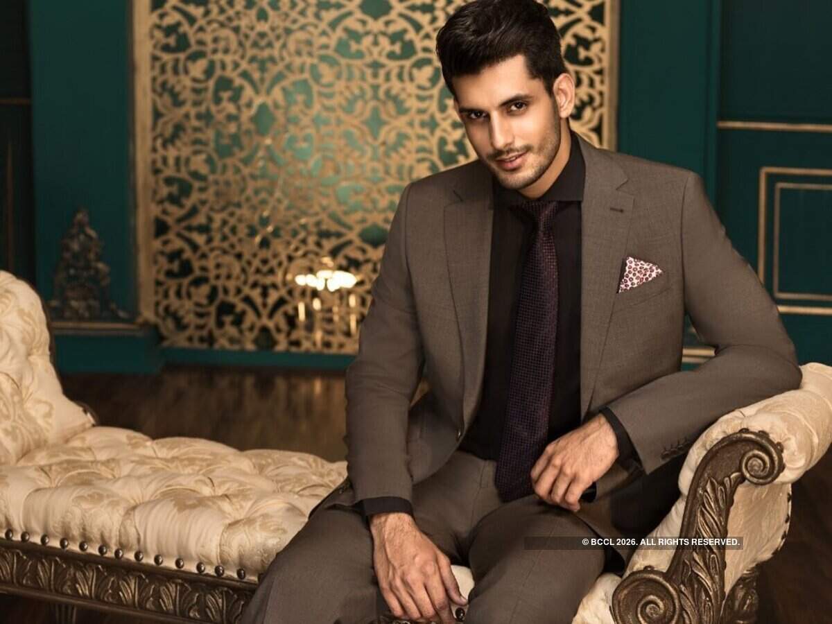 Pakistani model goes viral for his act of goodness