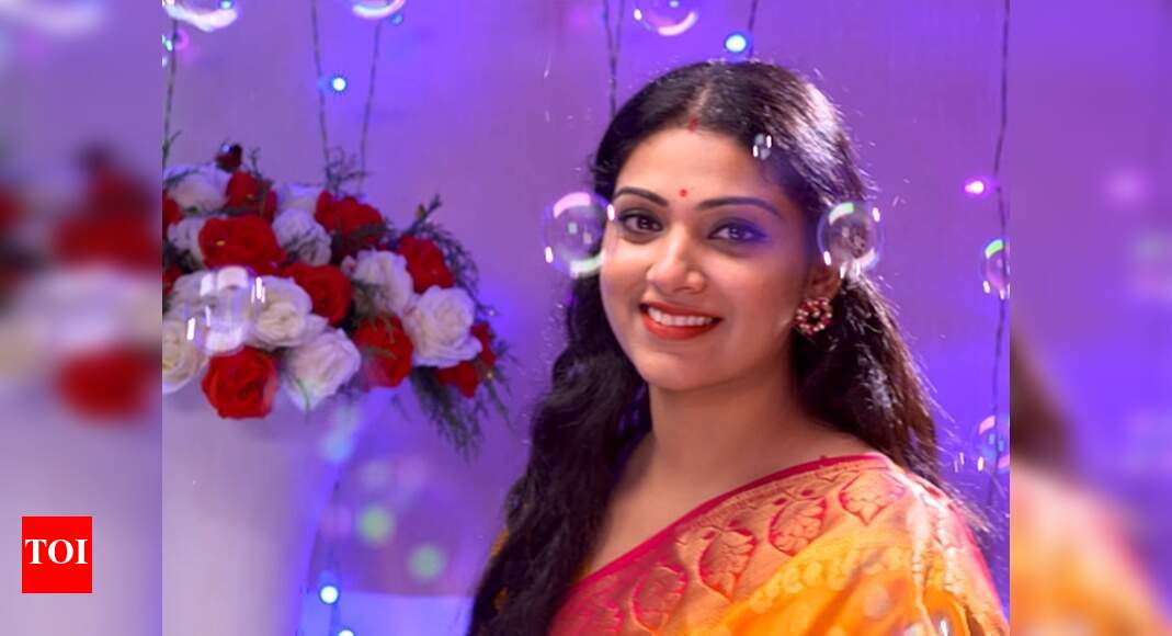 Actress Avantika Mohan thanks son for her TV comeback - Times of India