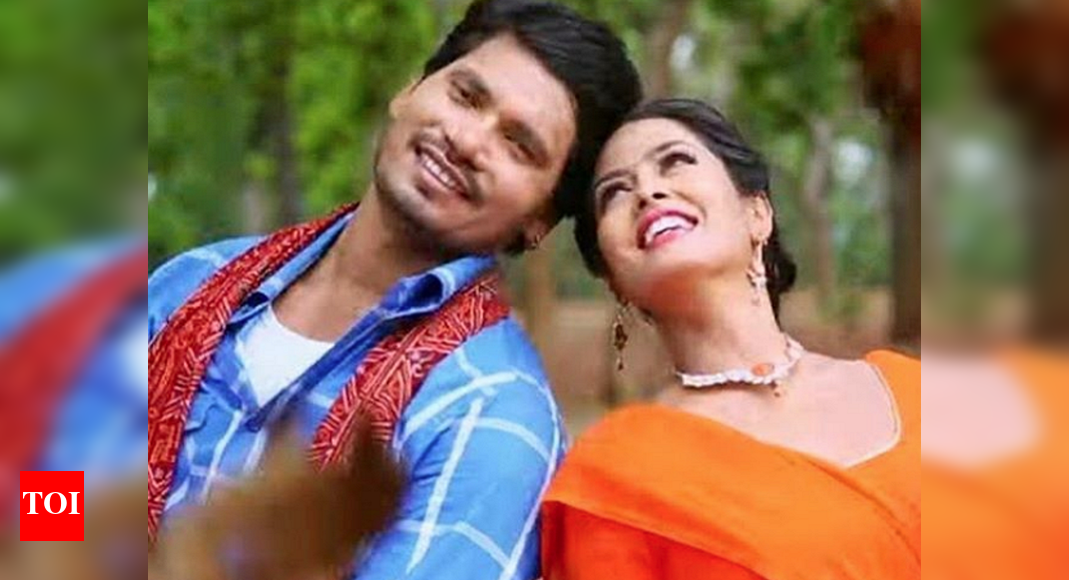 Pravesh Lal Yadav wishes Richa Dixit with an adorable picture ...