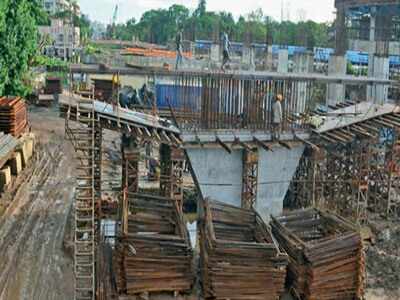 Majerhat traffic tangle may get worse now | Kolkata News - Times of India