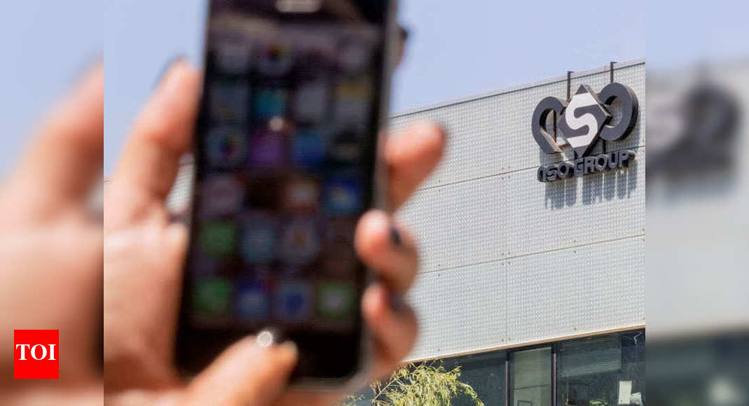 Govt asks WhatsApp to explain breach amid phone snoop row - Times of India