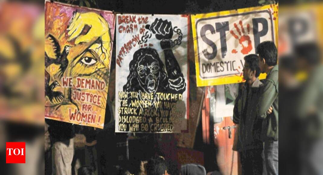 Nirbhaya case convicts given a week’s time to file mercy plea | Delhi ...