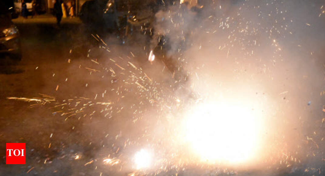 Tamil Nadu woman suffers eye injury after youths throw firecracker at ...