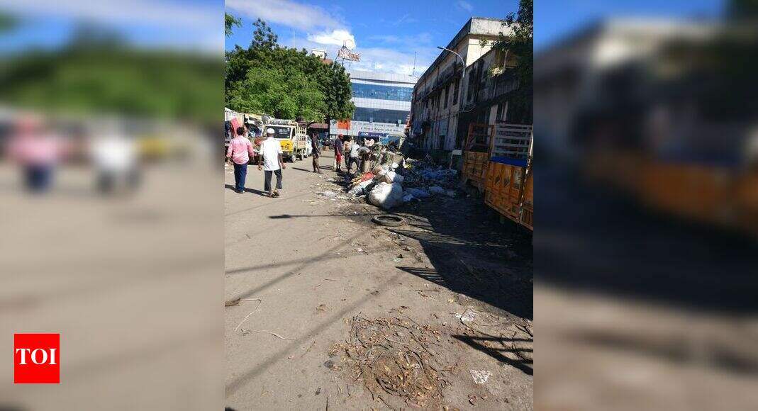 Garbage pile up more than five Days - Times of India