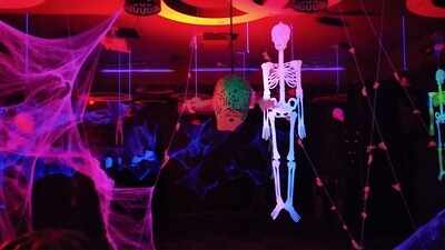 City turns into ‘scary den’ as revellers enjoy Halloween parties ...
