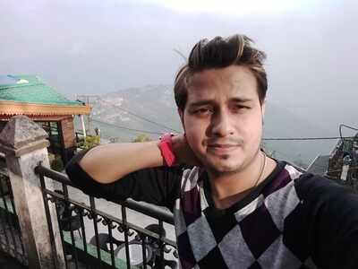 Sa Re Ga Ma Pa fame Deepayan Sarkar critically injured in car crash ...