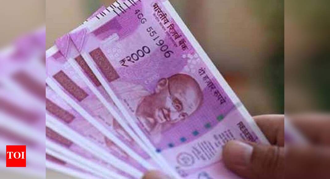 West Bengal: DRI sleuths seize fake Indian currency notes smuggled from ...