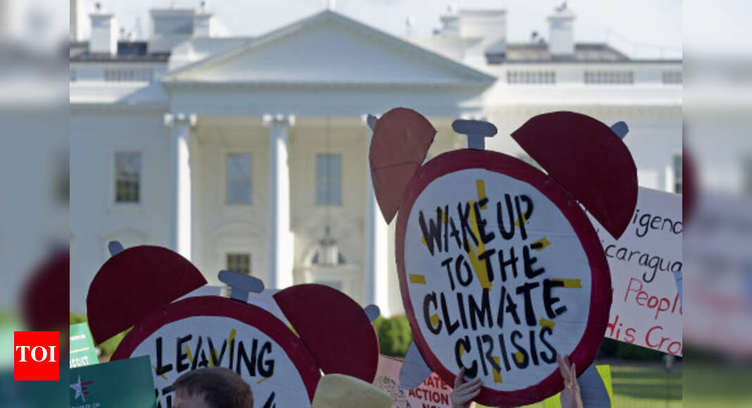 Over 11,000 scientists worldwide declare global climate emergency ...